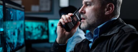 Two-Way Radio Programming: How to Customize Channels for Optimal Use